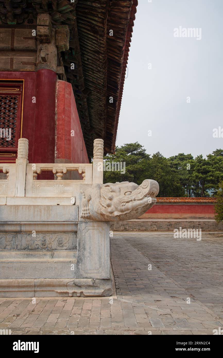Exquisite stone carvings in the Eastern Tombs of the Qing Dynasty ...