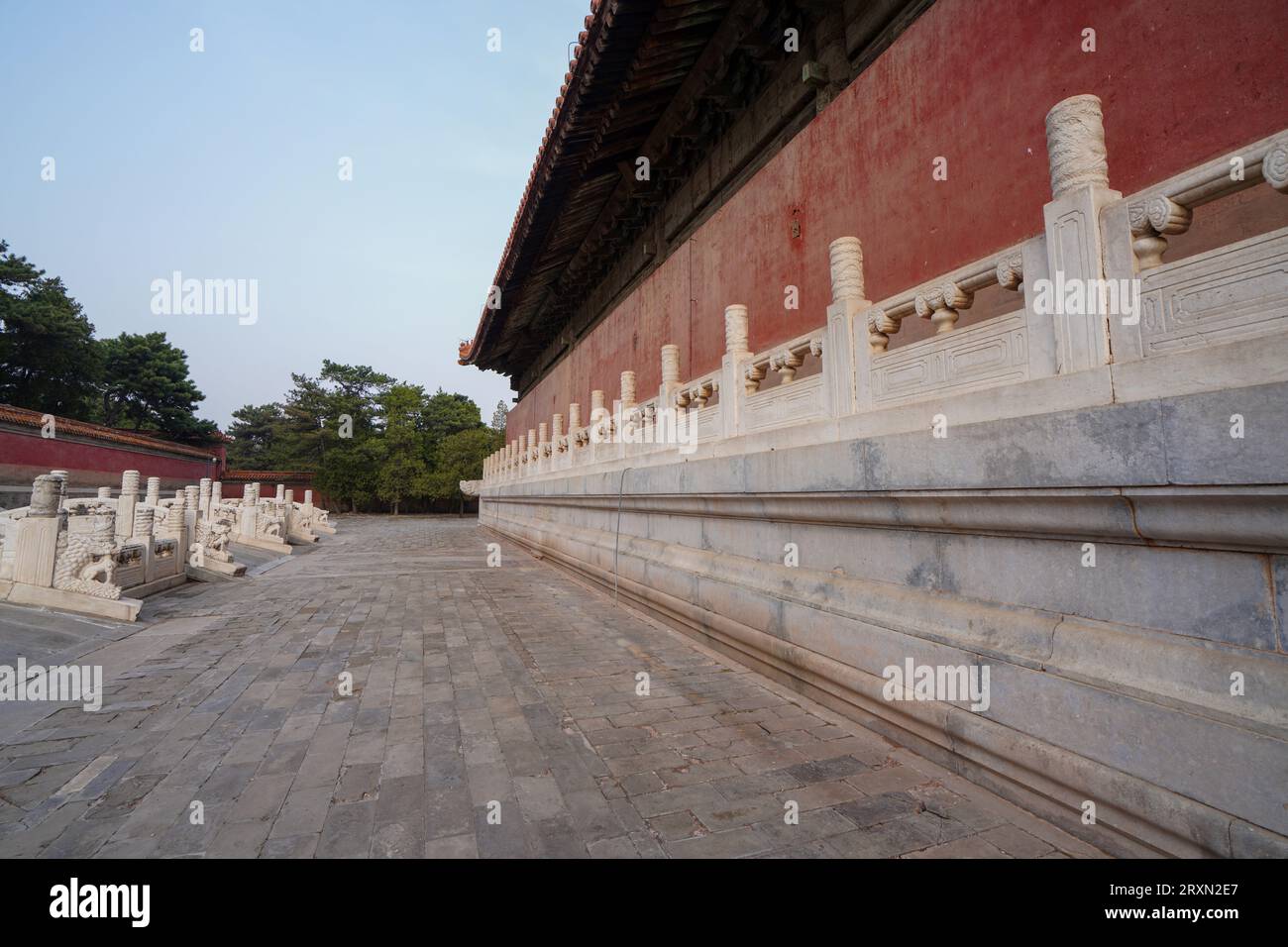 Exquisite stone carvings in the Eastern Tombs of the Qing Dynasty ...