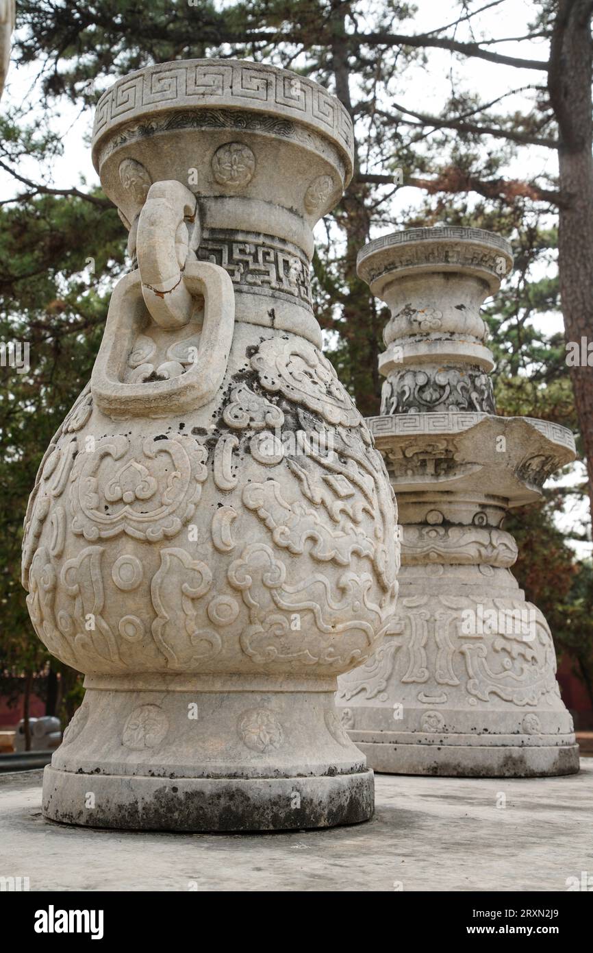 Exquisite stone carvings in the Eastern Tombs of the Qing Dynasty ...