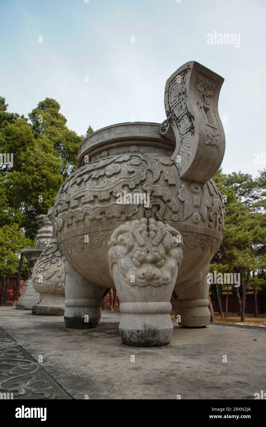Exquisite stone carvings in the Eastern Tombs of the Qing Dynasty ...