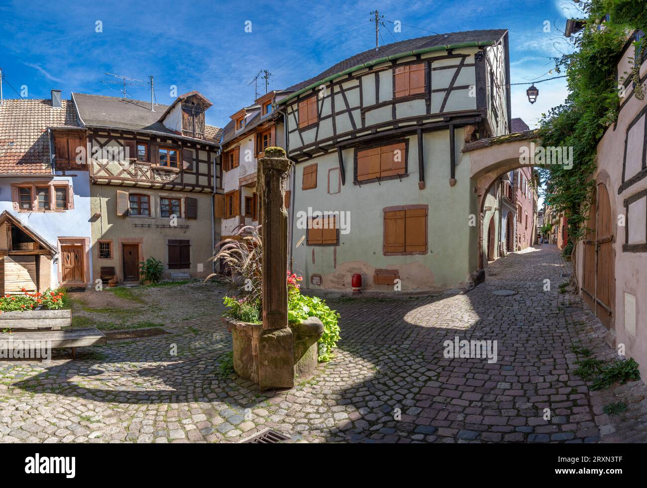 The wine route. View of a typical colorful courtyard in downtown Stock ...
