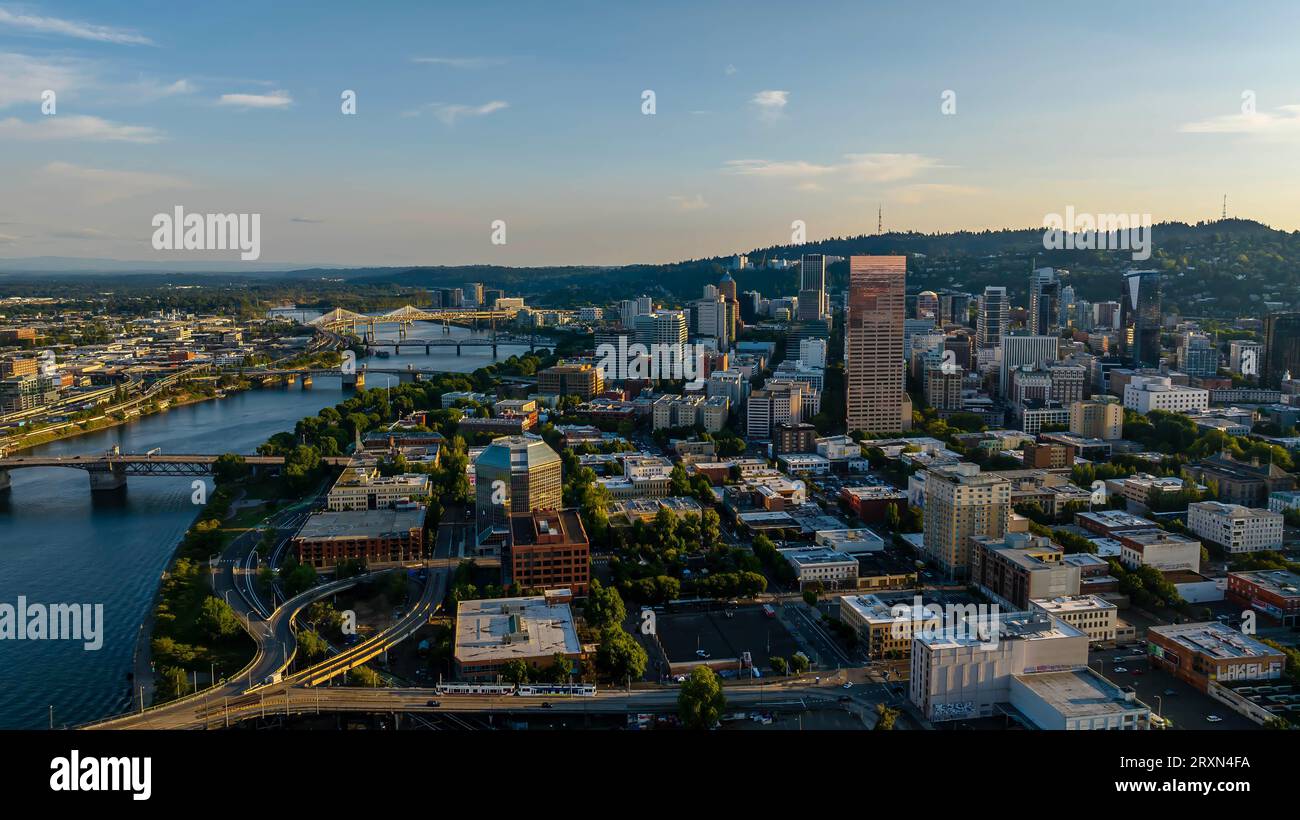 Portland aerial steel bridge hi-res stock photography and images - Alamy