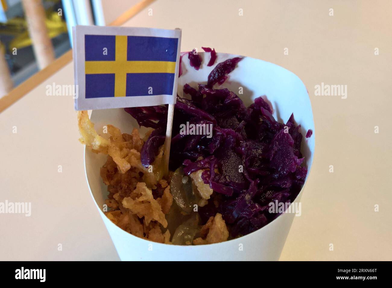 Ikea Bistro, vier Plantbullar, fleischlose bzw pflanzliche Köttbullar ...