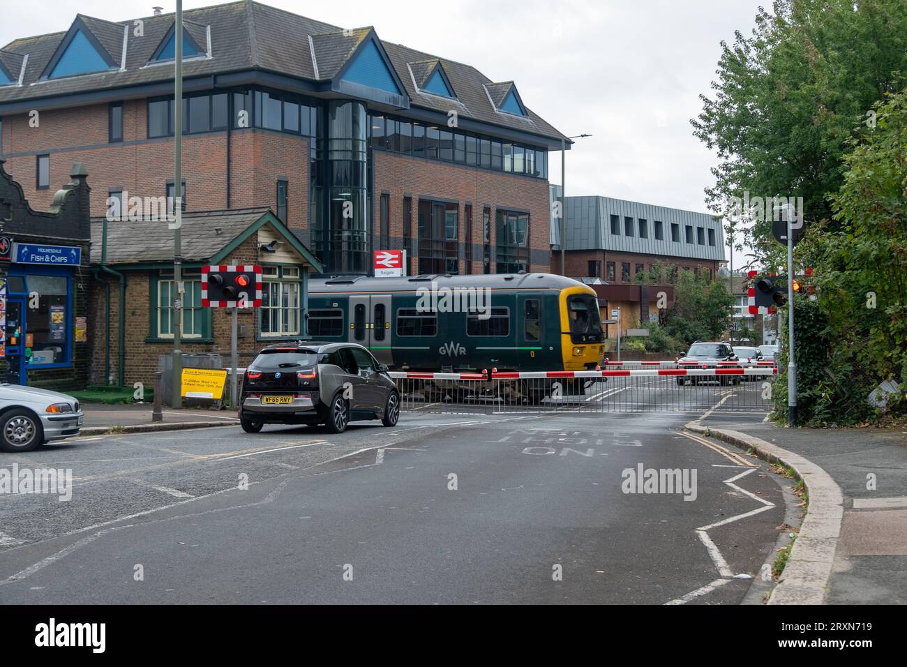 Gwr station hi-res stock photography and images - Alamy