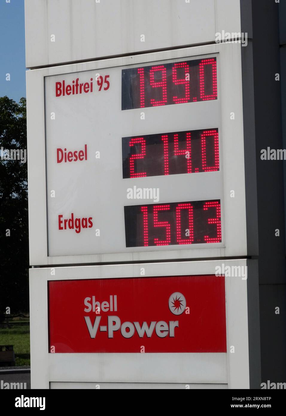 Foto Manuel Geisser 26.09.2023 Schweiz Bild : Shell Tankstelle ...