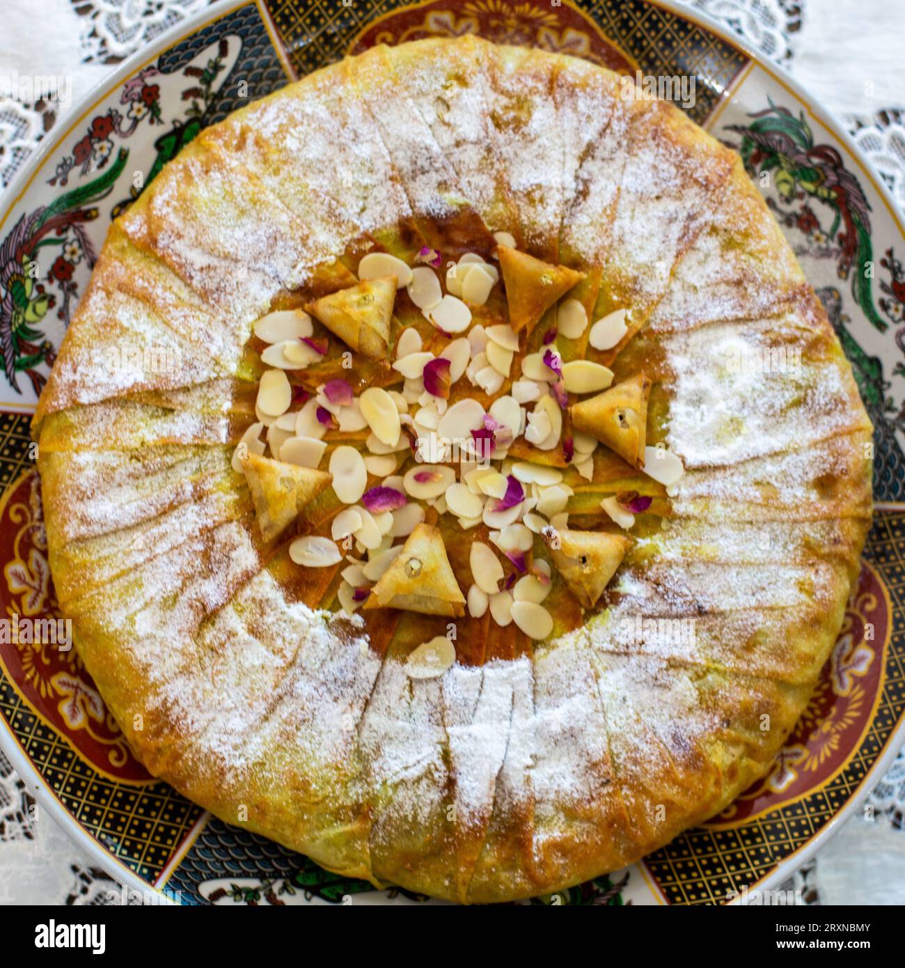 Moroccan table hi-res stock photography and images - Alamy