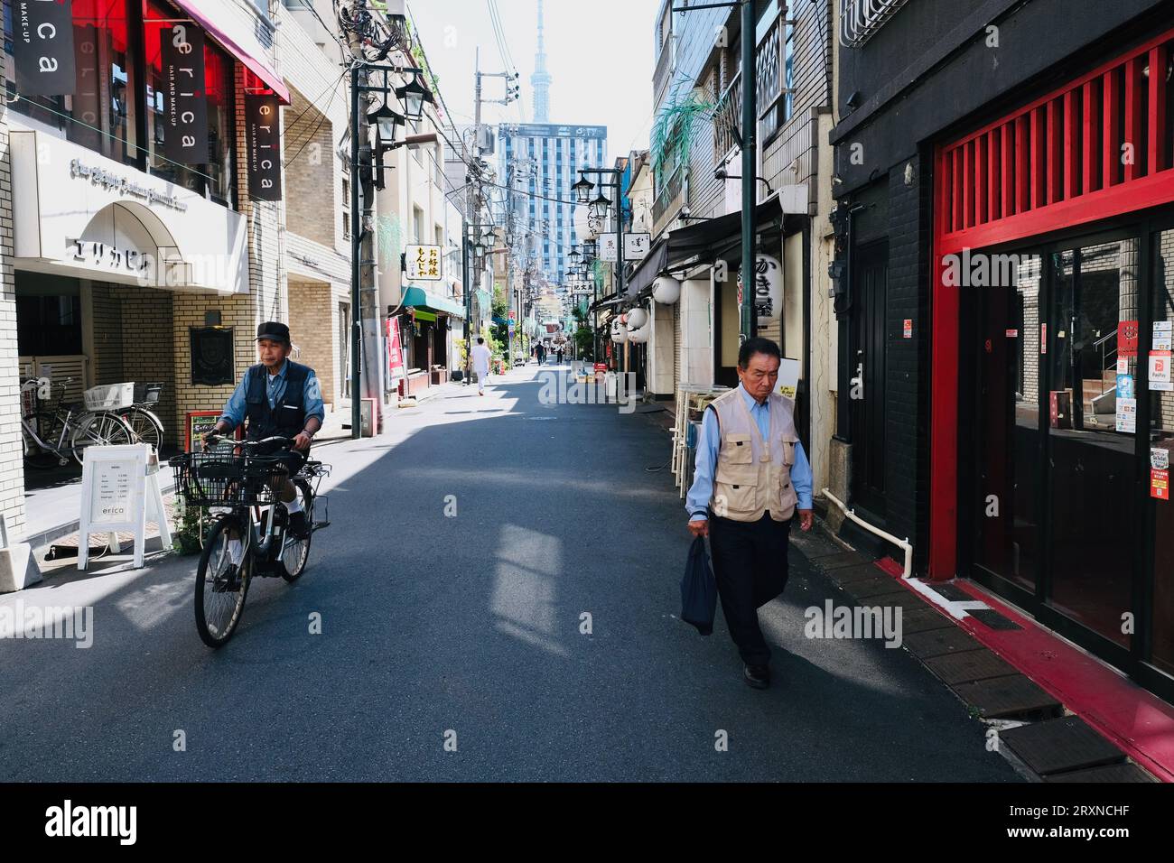 Backstreet girls hi-res stock photography and images - Alamy