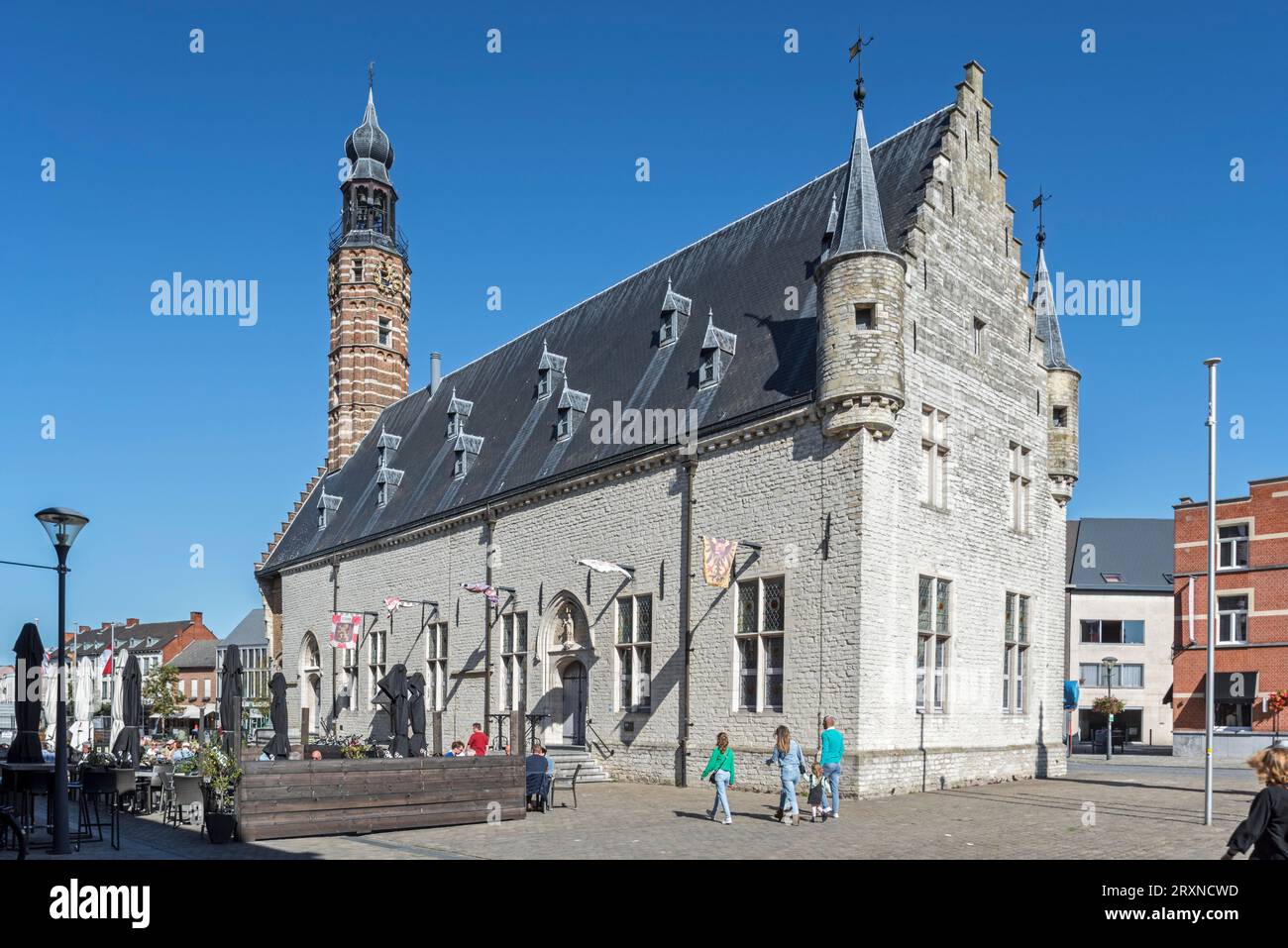Medieval architecture 16th century hi-res stock photography and images ...
