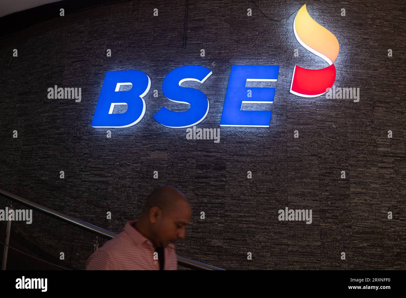 Mumbai, Maharashtra, India. 26th Sep, 2023. A man walks past the new ...