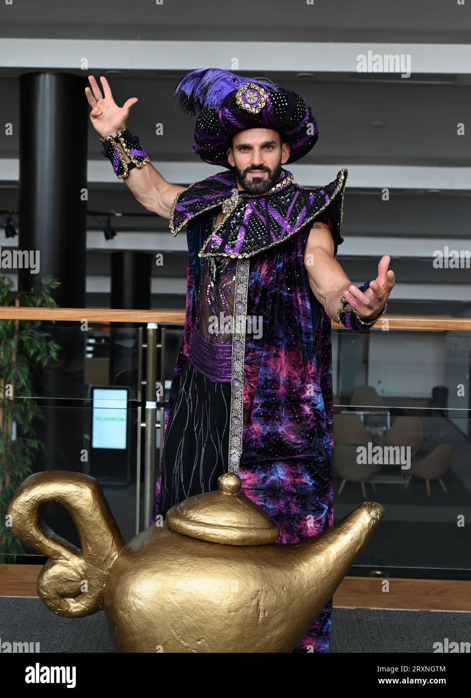 Evil mother christmas hi-res stock photography and images - Alamy