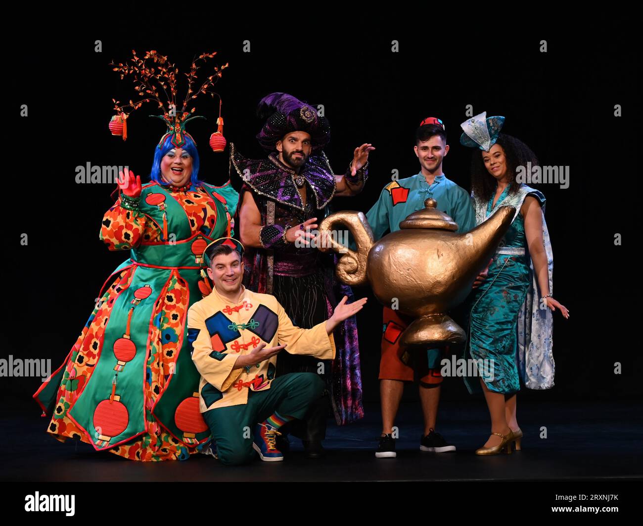 Princess jasmine aladdin hi-res stock photography and images - Alamy