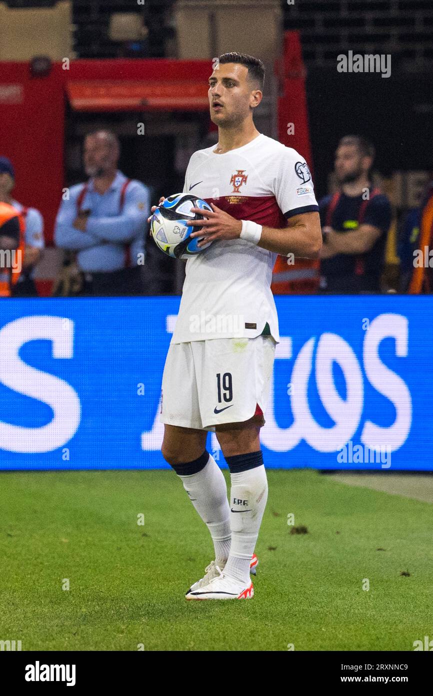 Soccer diogo dalot hi-res stock photography and images - Alamy