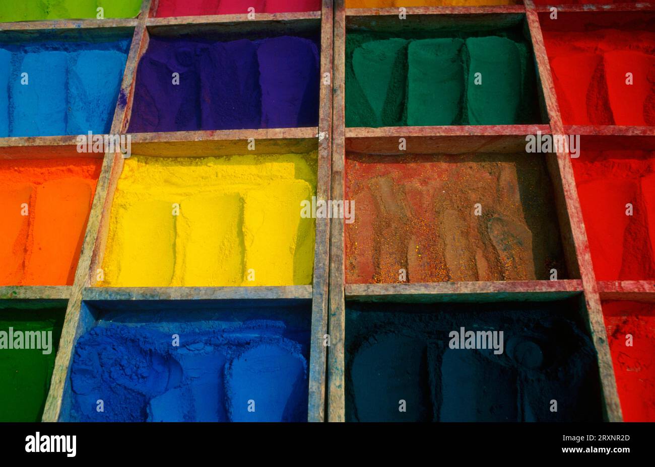 Market stall with colour powders, Pashupatinath, Nepal Stock Photo - Alamy
