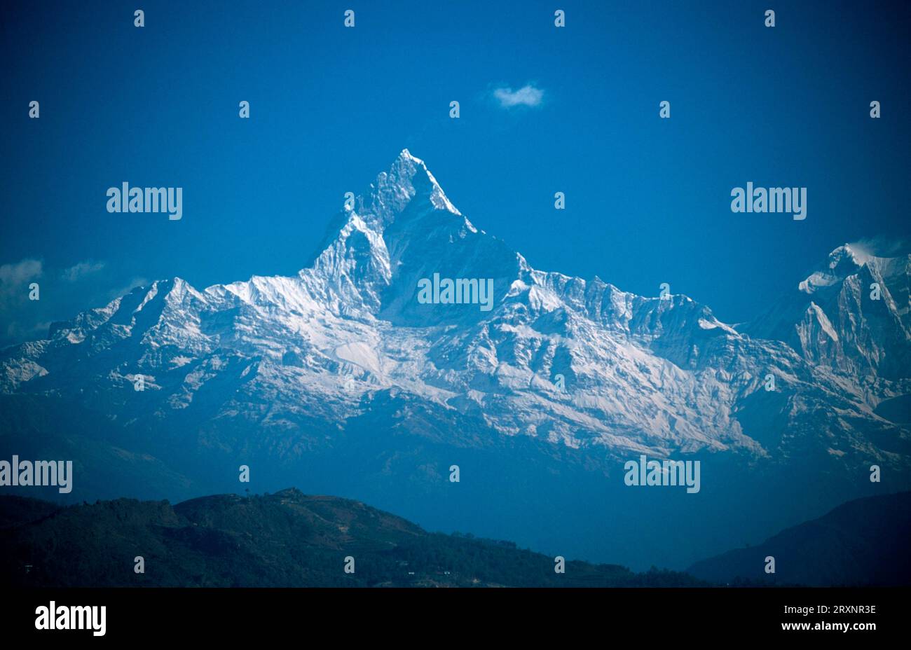 Machhapuchhare, Annapurna Massif, Nepal Stock Photo - Alamy