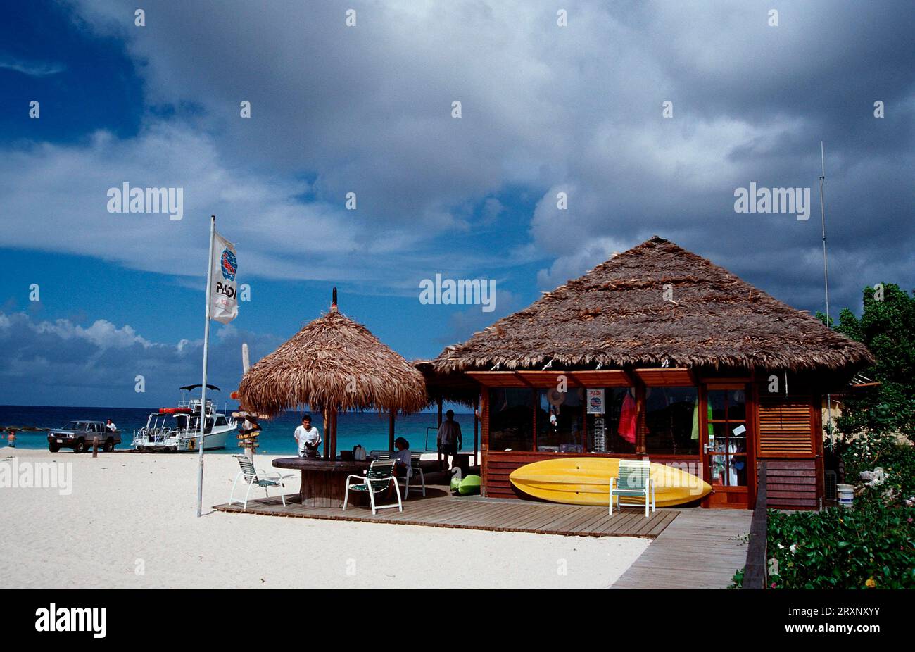 Middle school building america hi-res stock photography and images - Alamy