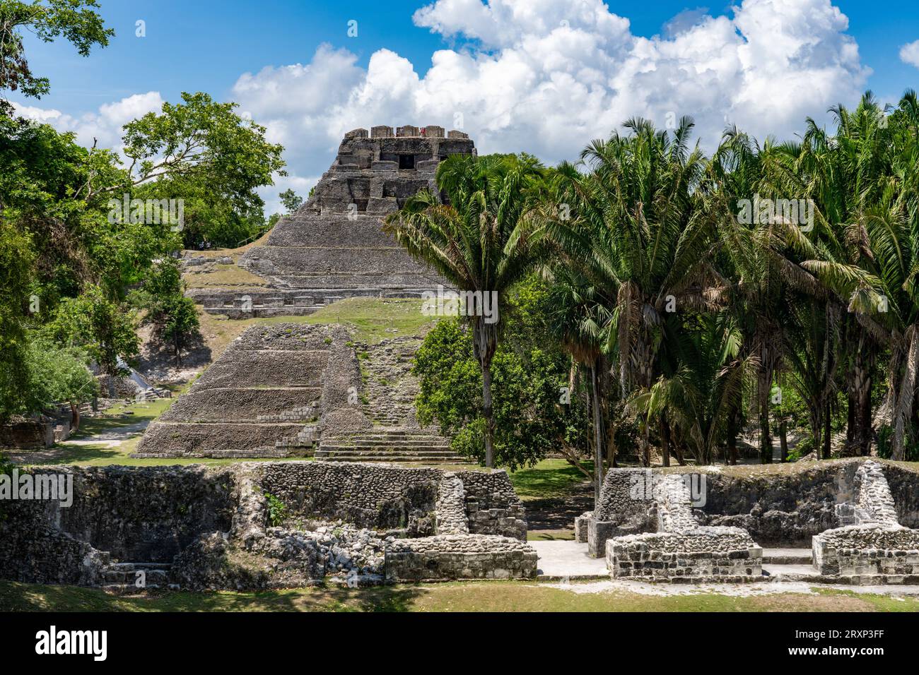 Structure A-13 in Plaza A-2 in the foreground with El Castillo behind ...