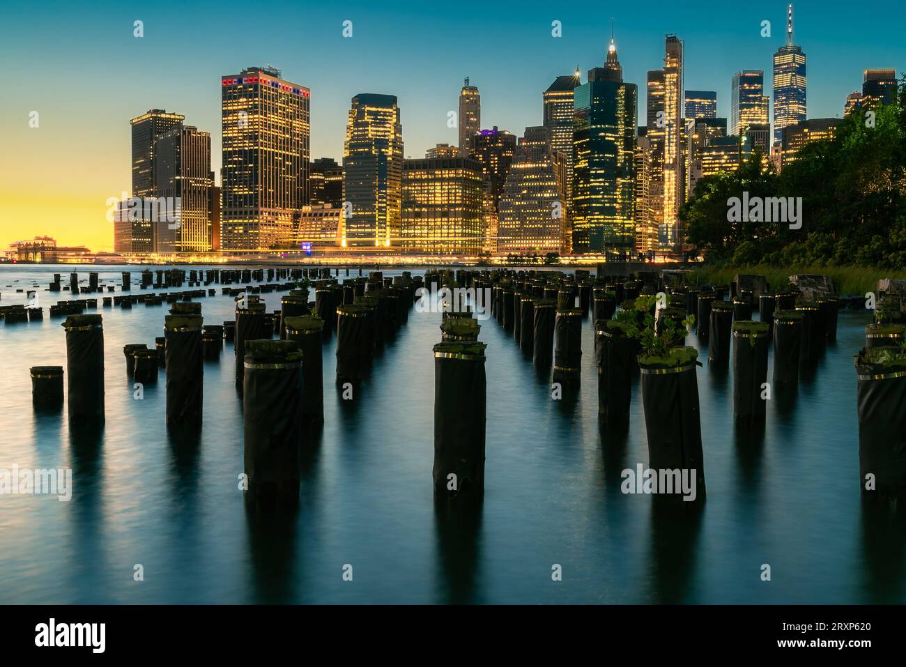 Panoramic cityscape about lower Manhattan's skyscrapers. The photo ...