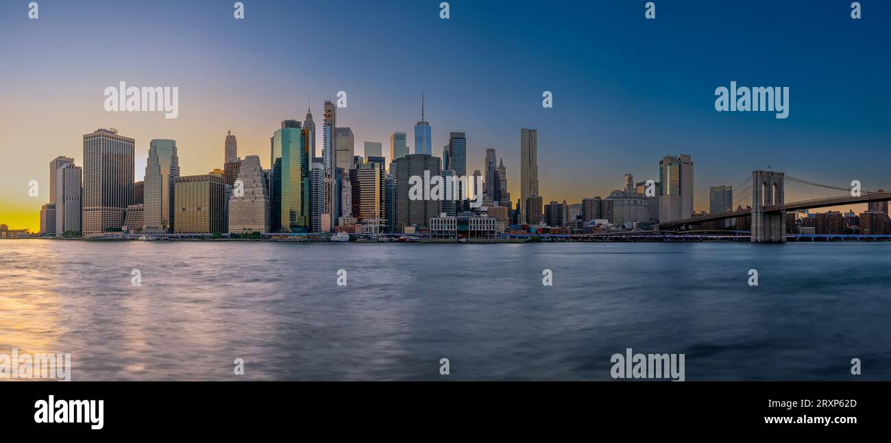 Panoramic cityscape about lower Manhattan's skyscrapers. The photo ...