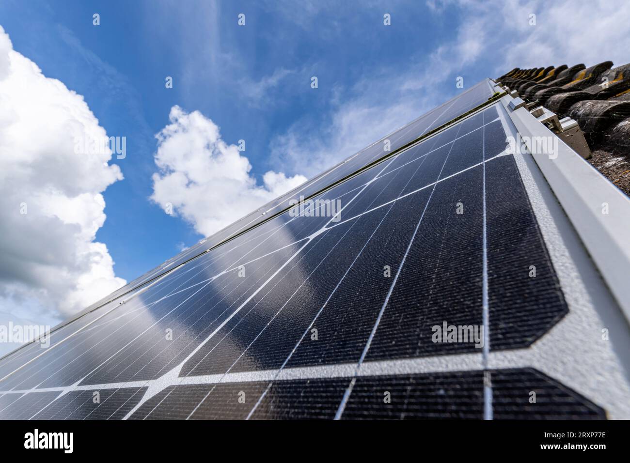 roof-mounted solar collectors on residential house Stock Photo - Alamy