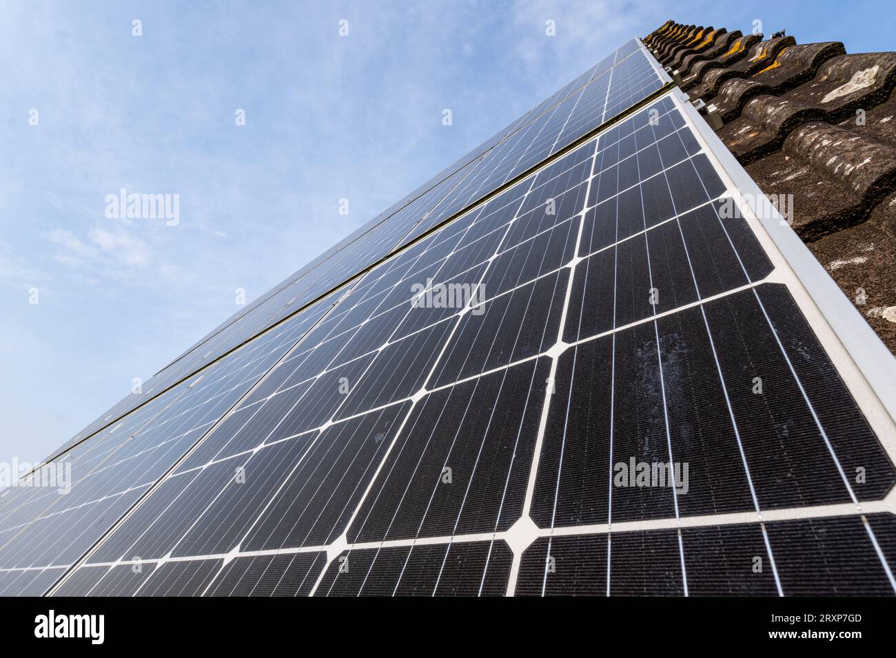 roof-mounted solar collectors on residential house Stock Photo - Alamy