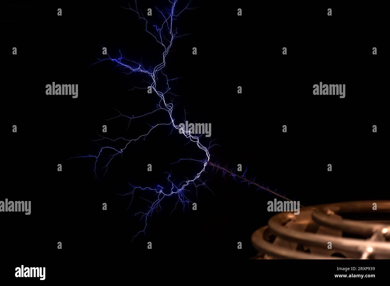 Tesla coil electrical resonant transformer circuit high voltage power ...