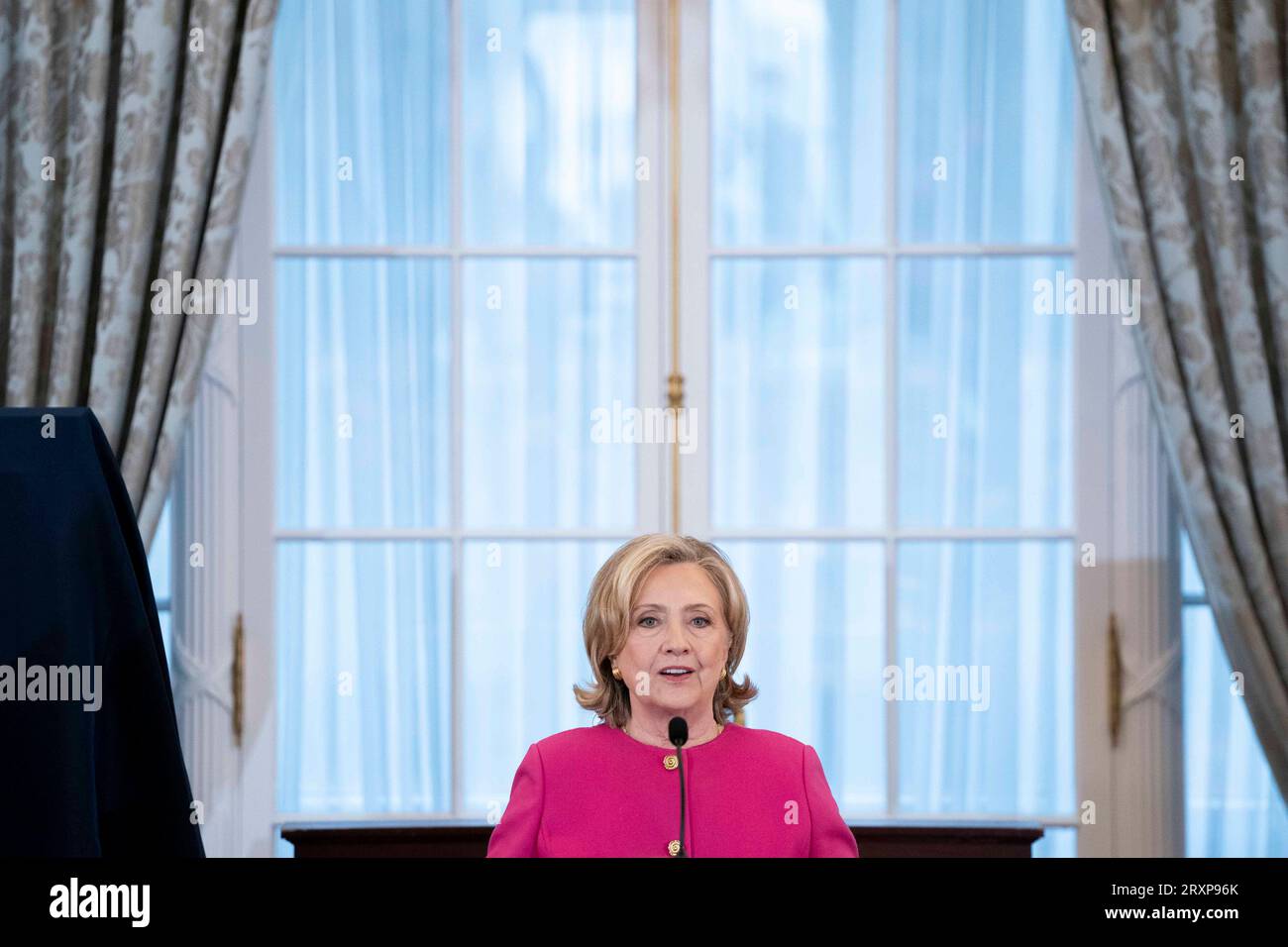 Hillary clinton in 2023 hi-res stock photography and images - Alamy