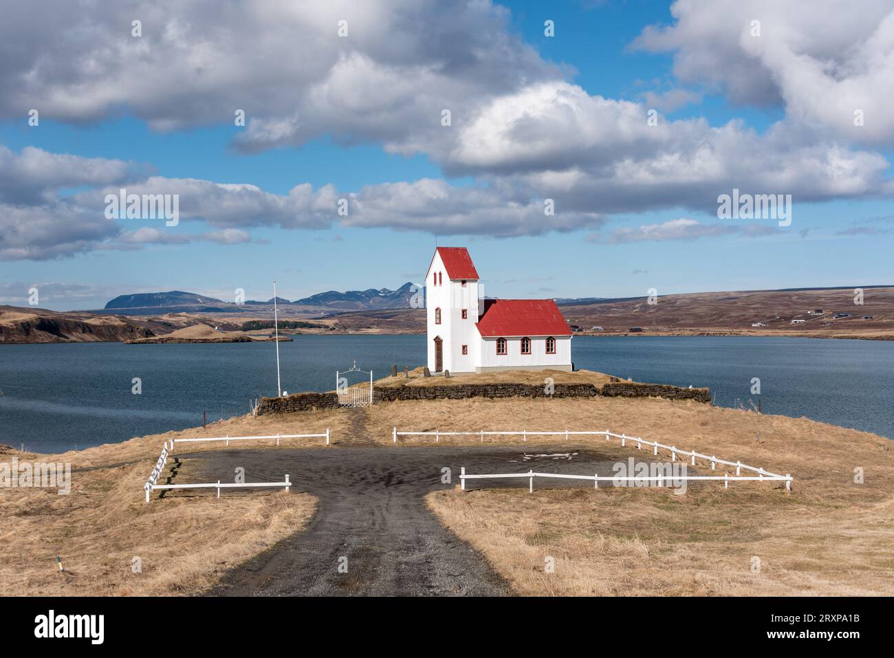 Small rocky outcropping hi-res stock photography and images - Alamy