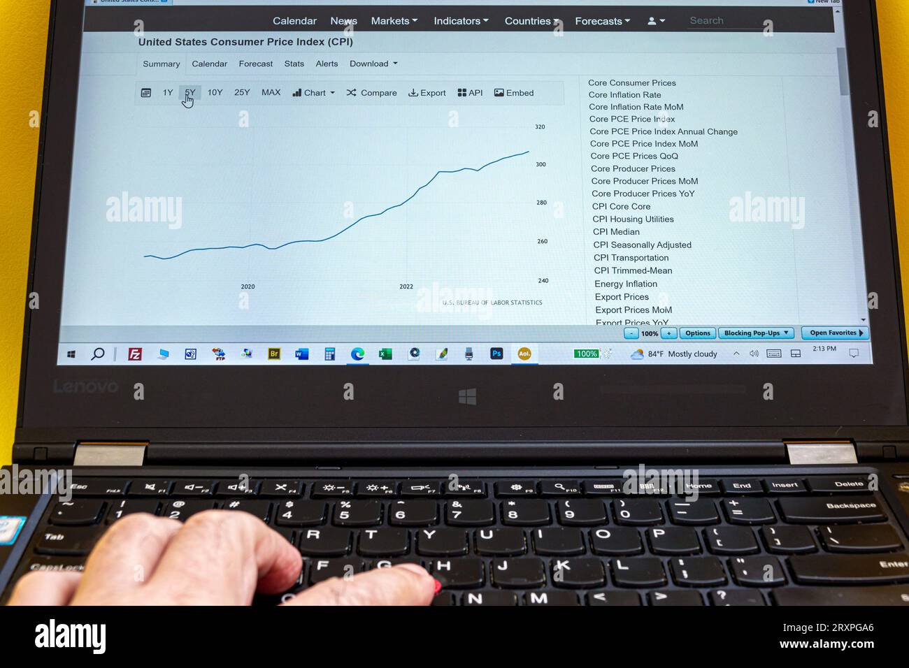 Miami Beach,laptop laptops computer computers monitor monitors screen ...