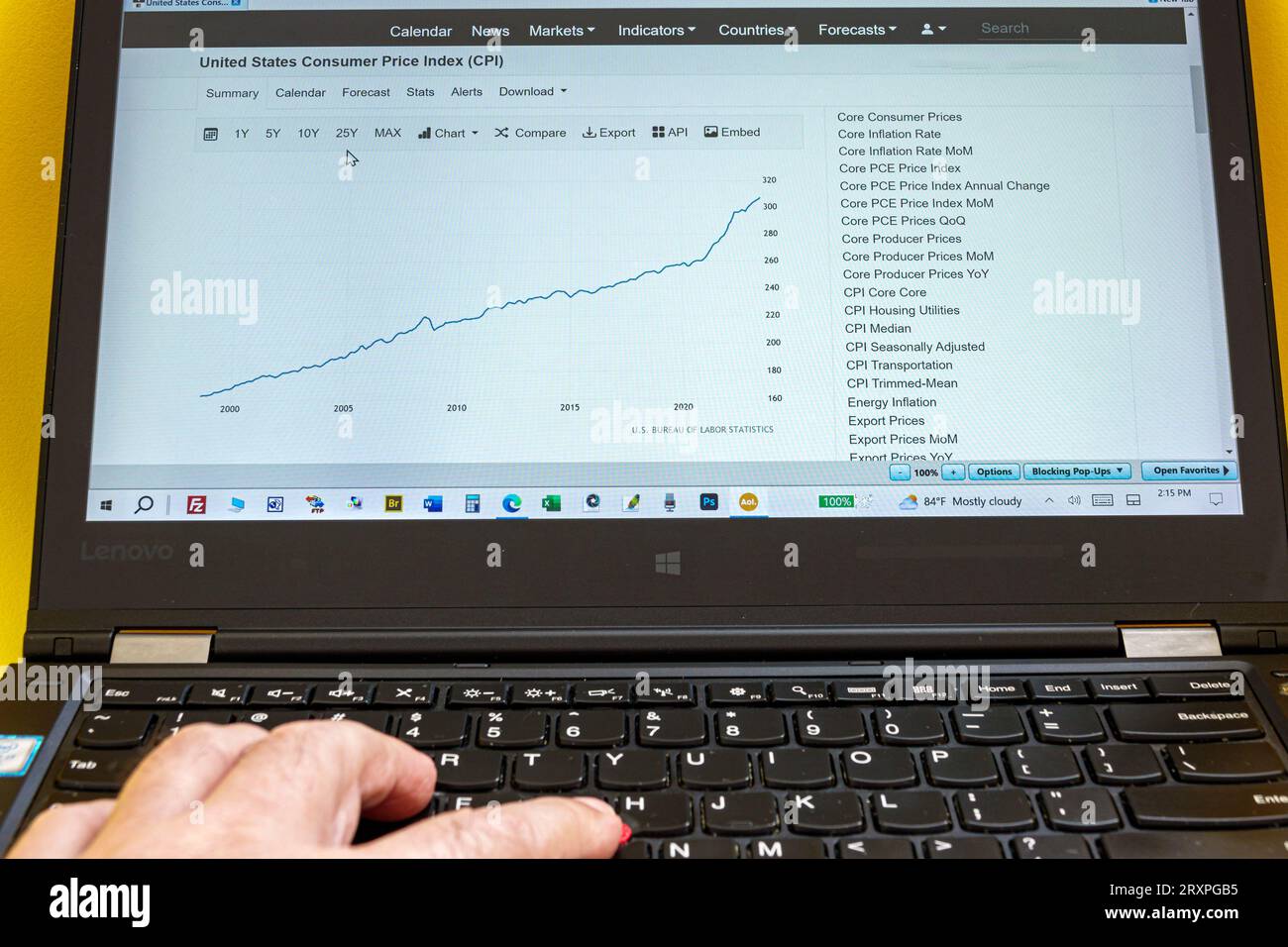 Miami Beach,laptop laptops computer computers monitor monitors screen ...