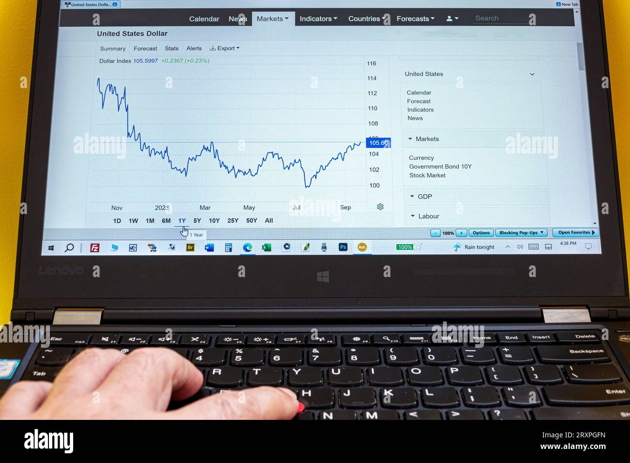 Miami Beach,laptop laptops computer computers monitor monitors screen ...