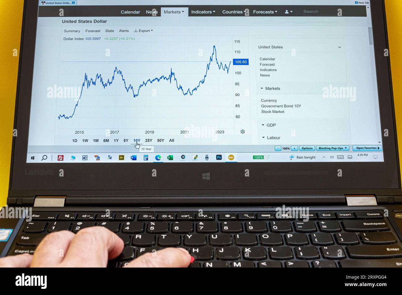 Miami Beach,laptop laptops computer computers monitor monitors screen ...