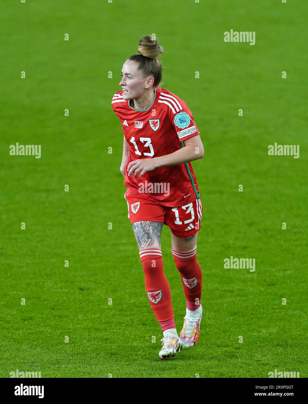 Wales woman rachel rowe hi-res stock photography and images - Alamy