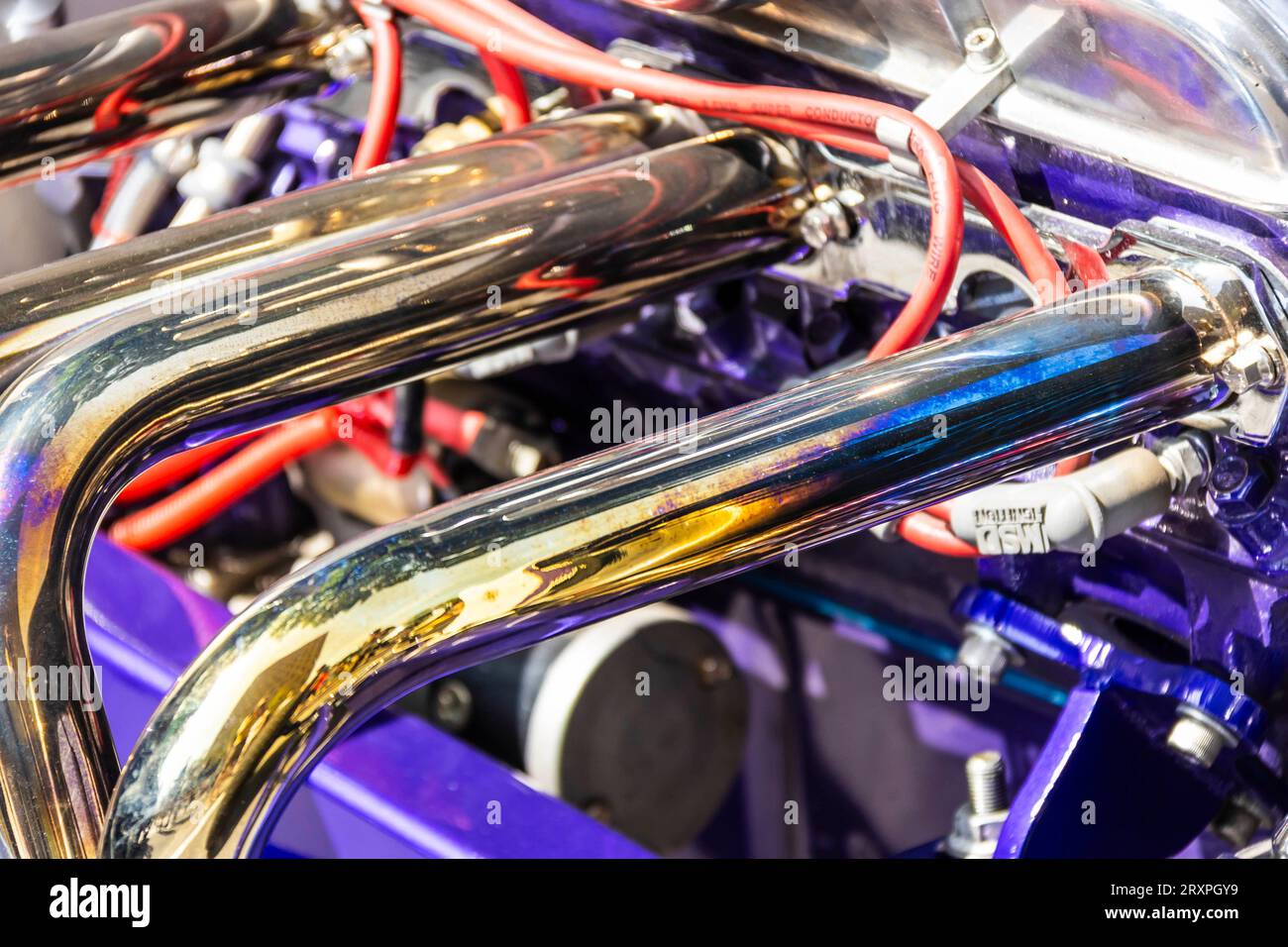 Close up detail of the engine of a hot rod Stock Photo - Alamy