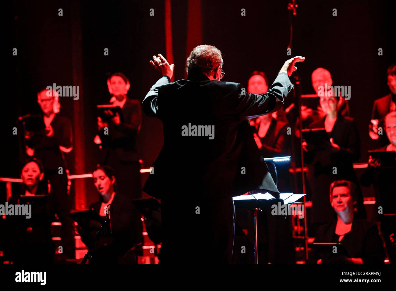 Ursina Lardi, musikalische Leitung von Olaf Katzer, TingAn Ying, Rubens ...