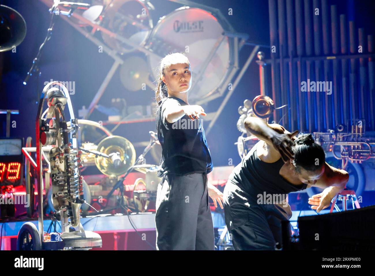 Ursina Lardi, musikalische Leitung von Olaf Katzer, TingAn Ying, Rubens ...