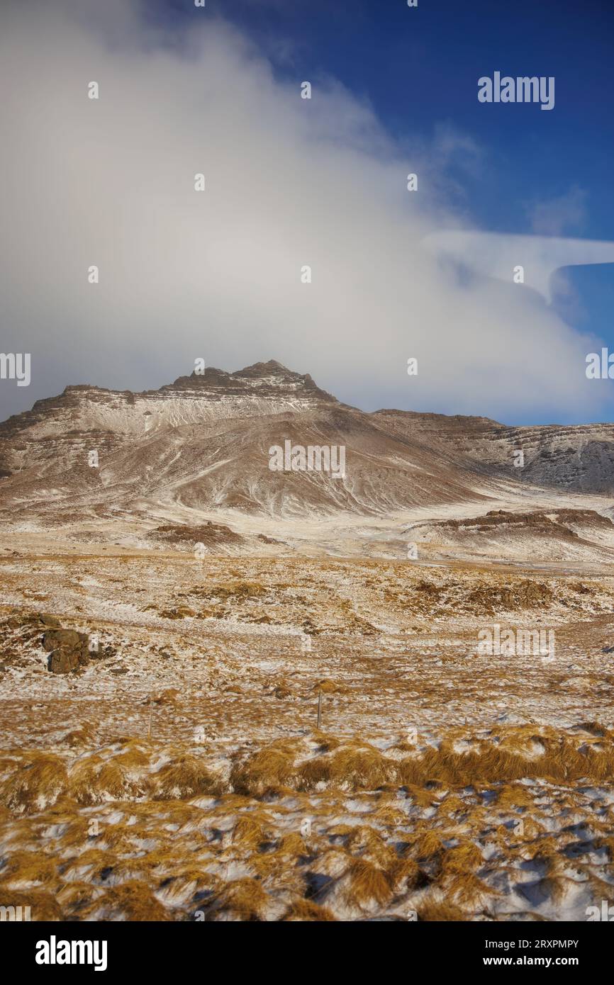 Roadside chains hi-res stock photography and images - Alamy