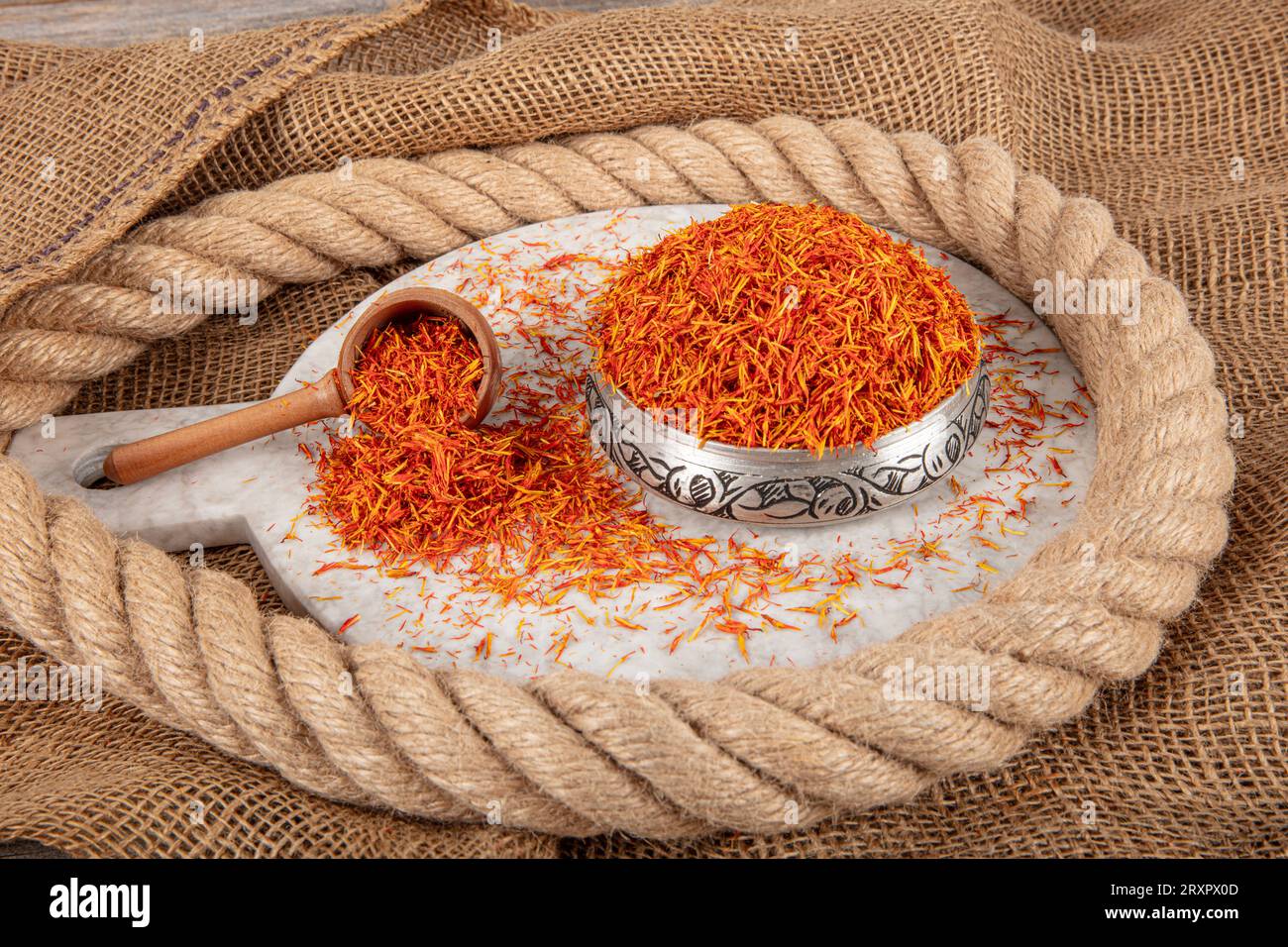Safflower petals (Saffron substitute) Safflower (Carthamus tinctorius ...