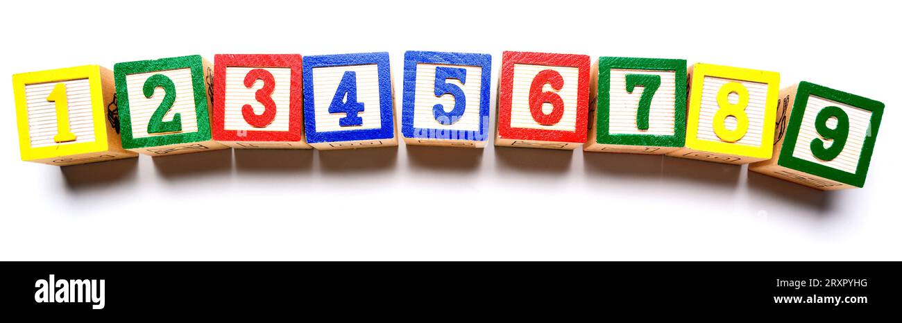 Children's wooden blocks with number 1-9 Stock Photo - Alamy