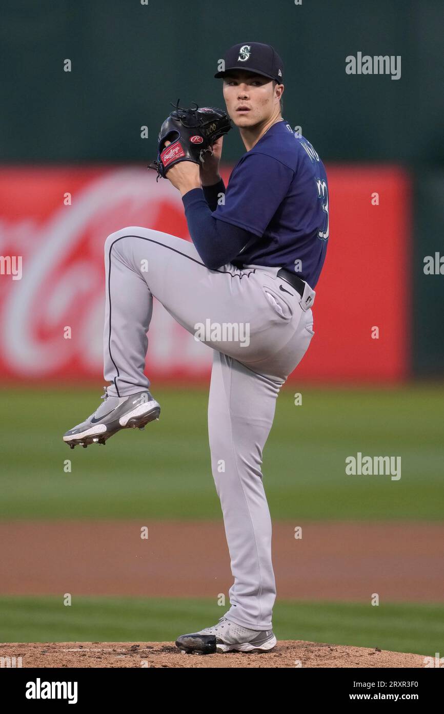 Seattle Mariners pitcher Bryan Woo during a baseball game against the ...