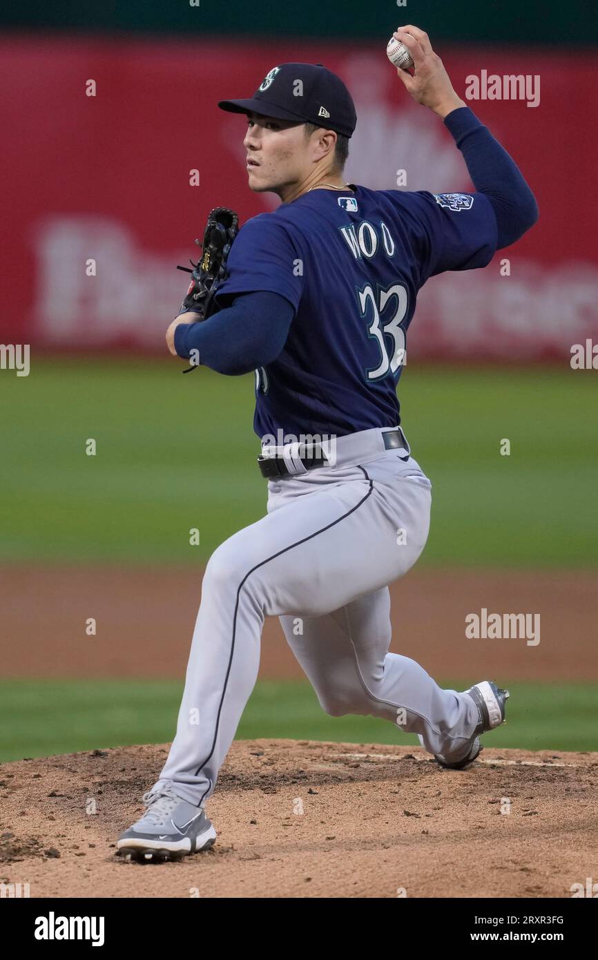 Seattle Mariners pitcher Bryan Woo during a baseball game against the ...