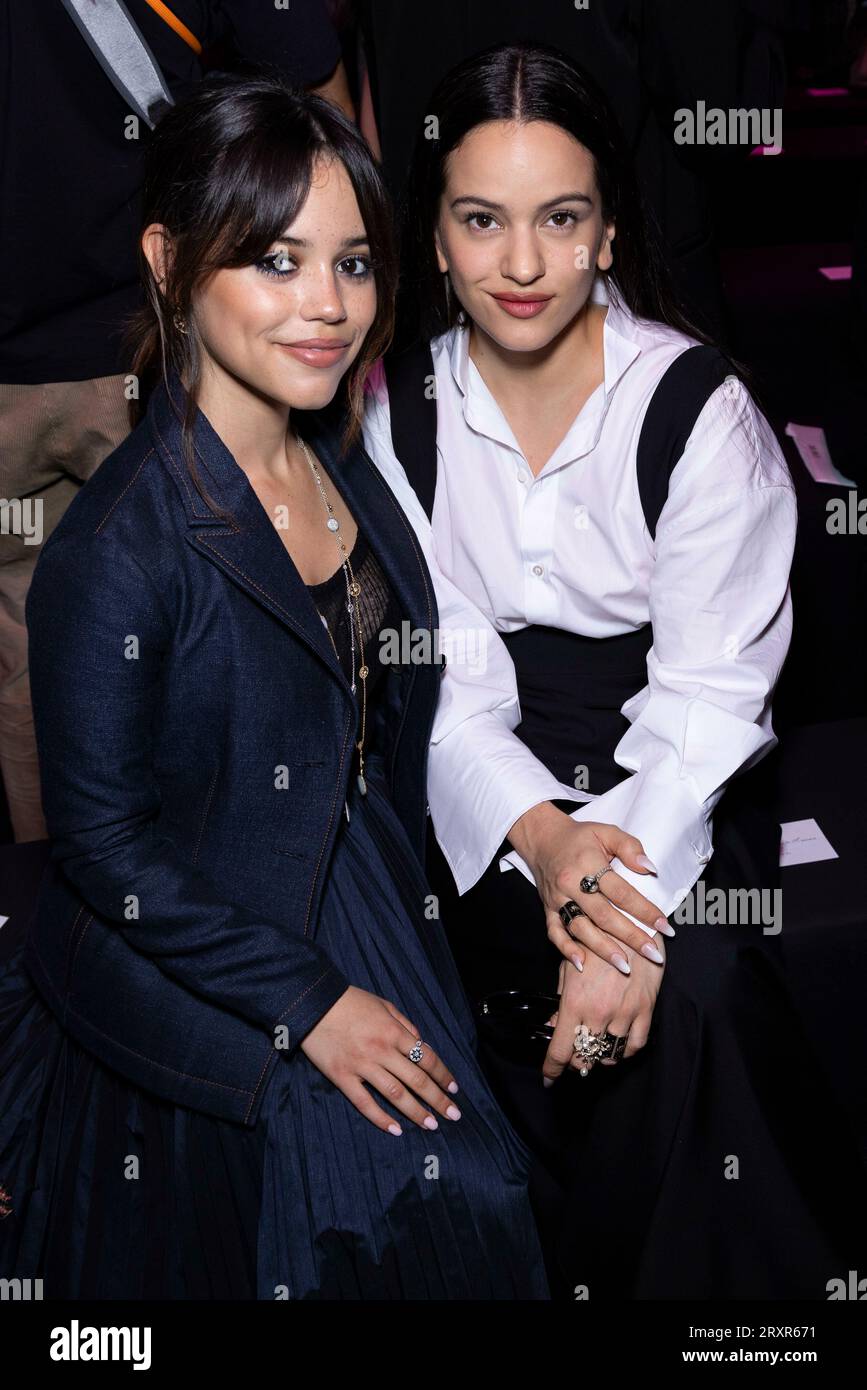Paris, Frankreich. 26th Sep, 2023. Rosalia and Jenna Ortega attend DIOR Spring/Summer 2024 ...