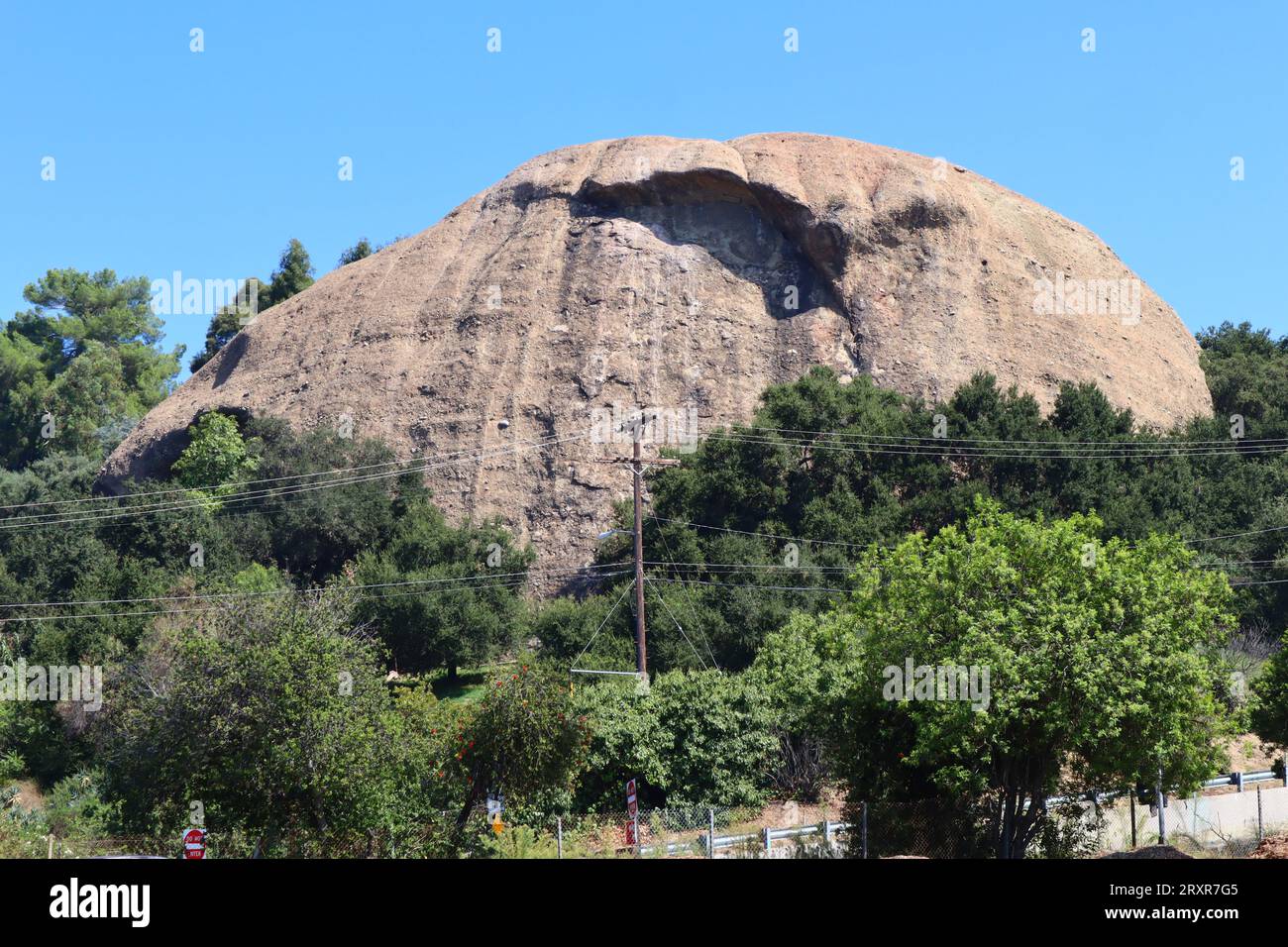 Eagle Rock, Los Angeles – Eagle Rock a large boulder whose shadow ...