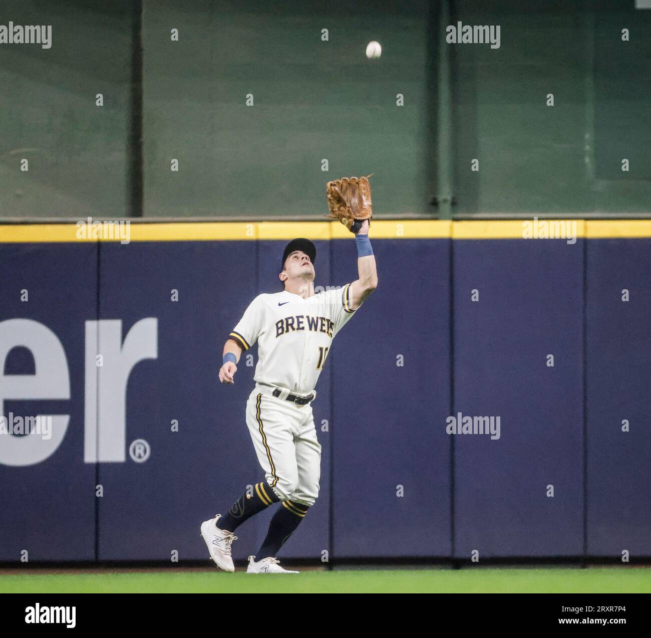 Milwaukee, United States. 26th Sep, 2023. Milwaukee Brewers center ...