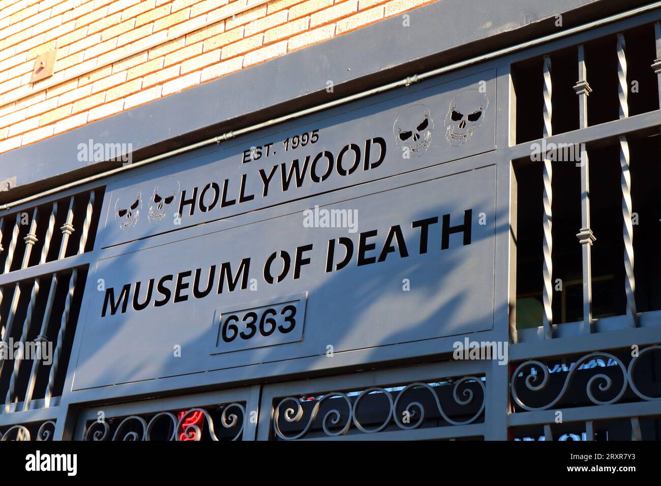 Hollywood Museum of Death at 6363 Selma Ave, Hollywood, Los Angeles ...