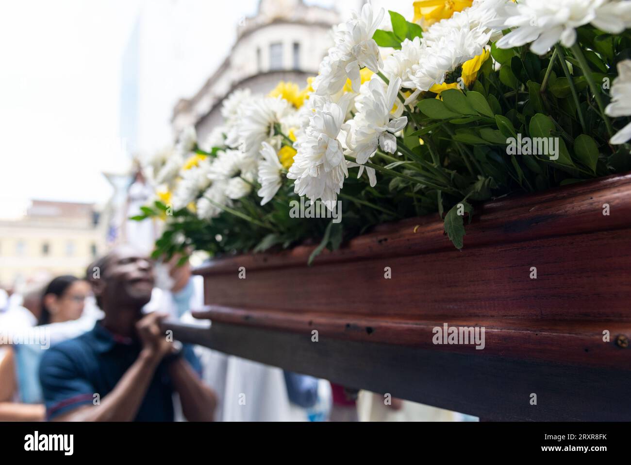 Statue flowers procession catholic hi-res stock photography and images ...