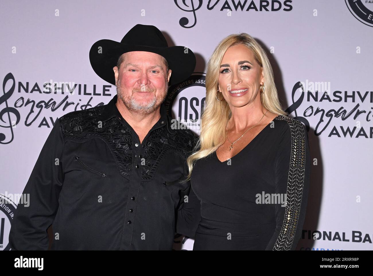 Nashville, USA. 26th Sep, 2023. Tracy Lawrence and Becca Lawrence ...