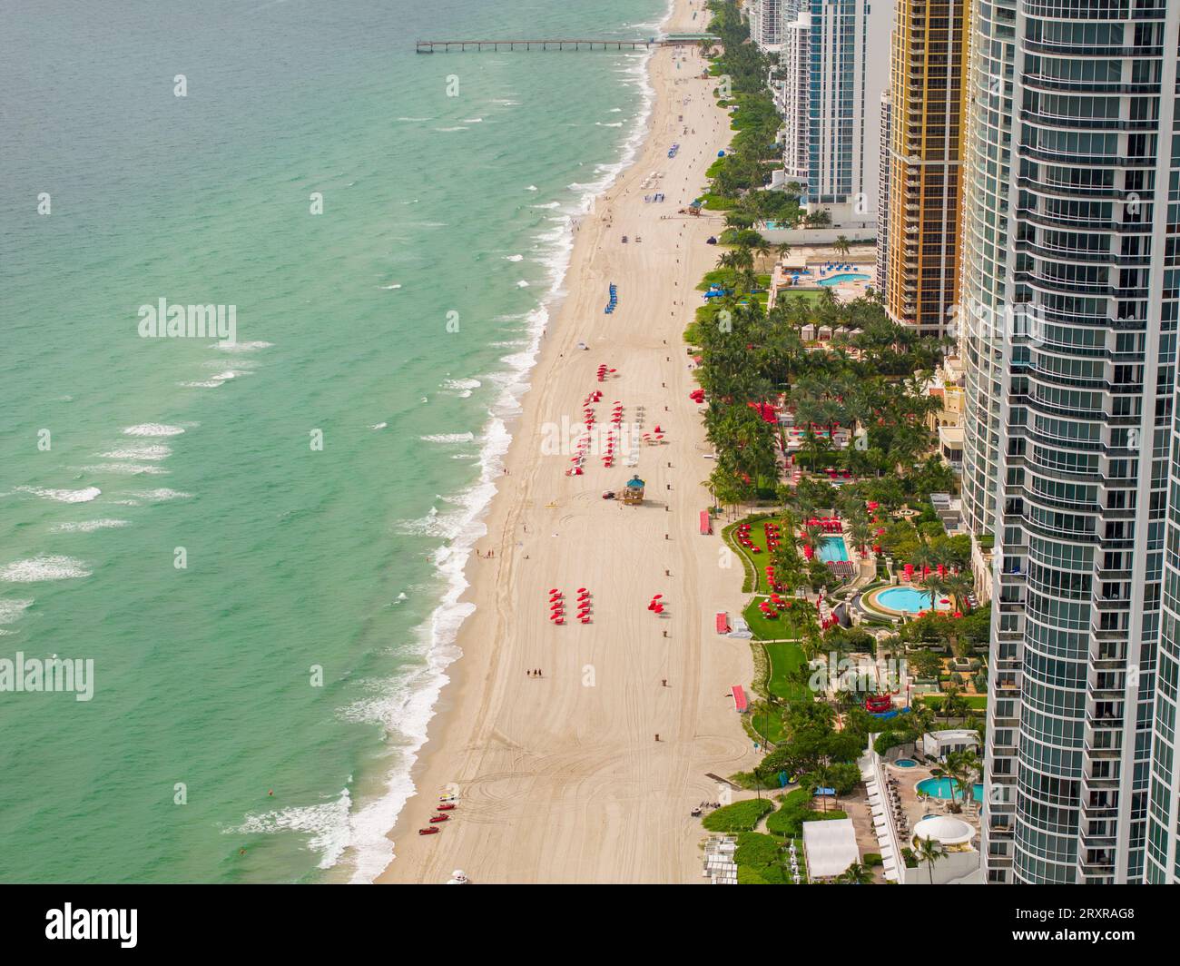Aerial shot miami beach resort hi-res stock photography and images - Alamy