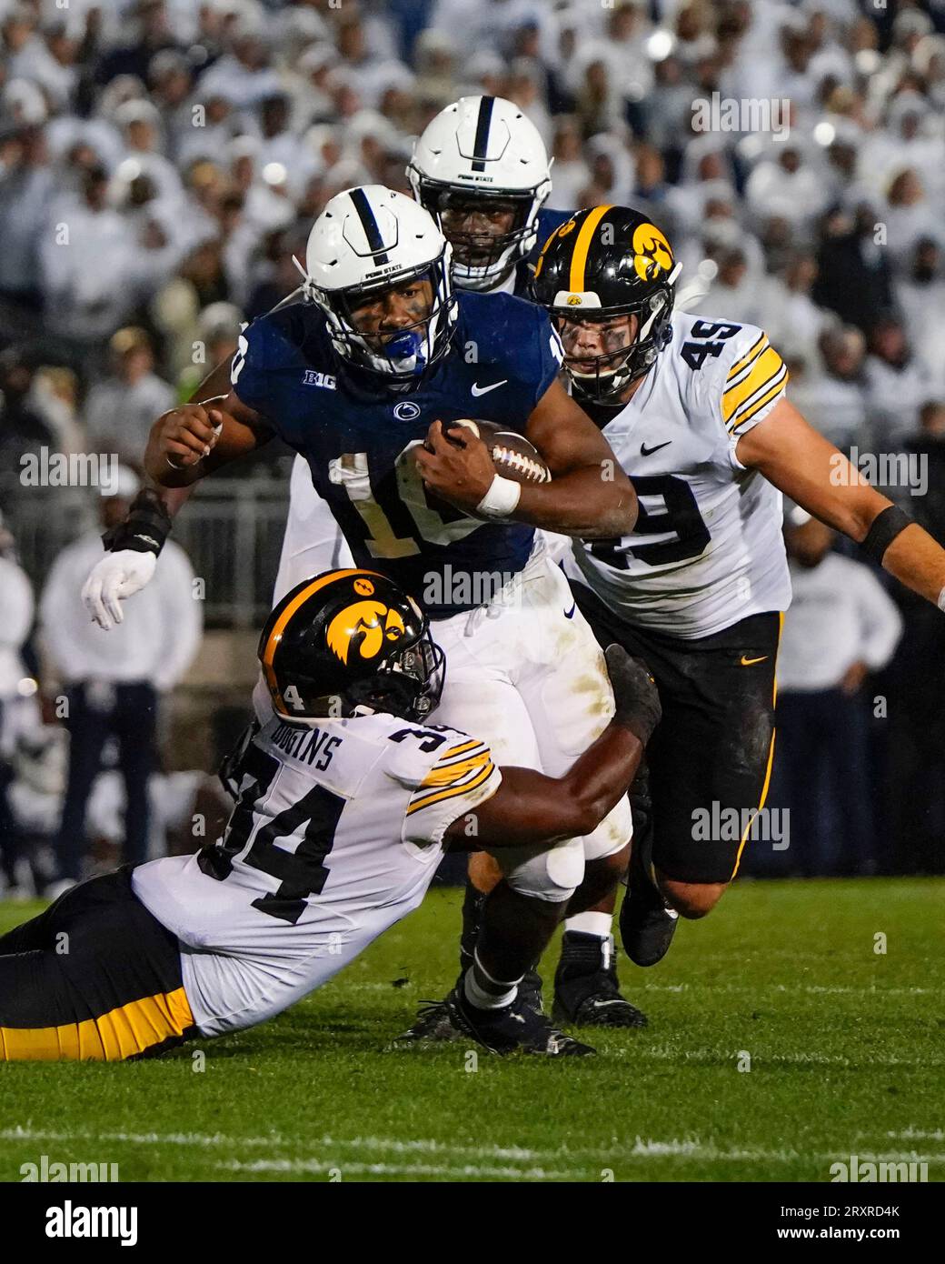 UNIVERSITY PARK, PA - SEPTEMBER 23: Iowa Hawkeyes Linebacker Jay ...