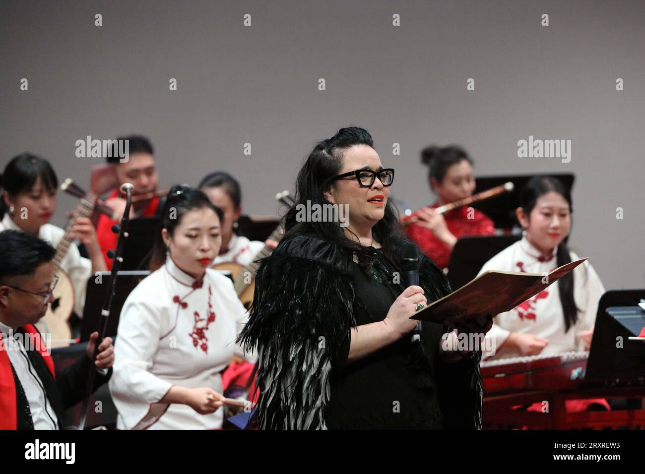 Maori culture concert hi-res stock photography and images - Alamy