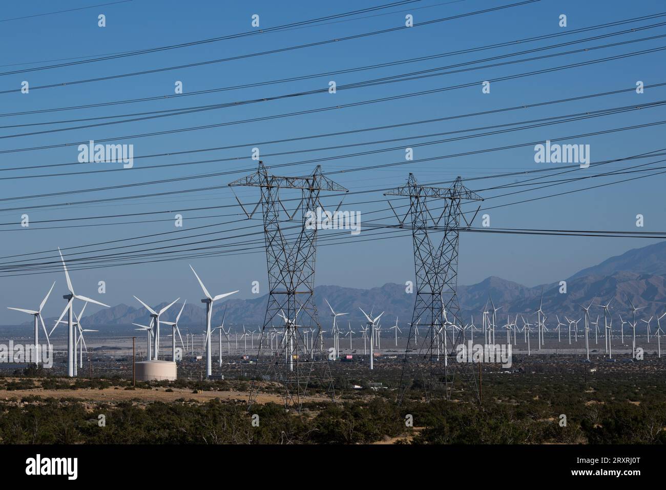 Utility scale wind turbines hi-res stock photography and images - Alamy